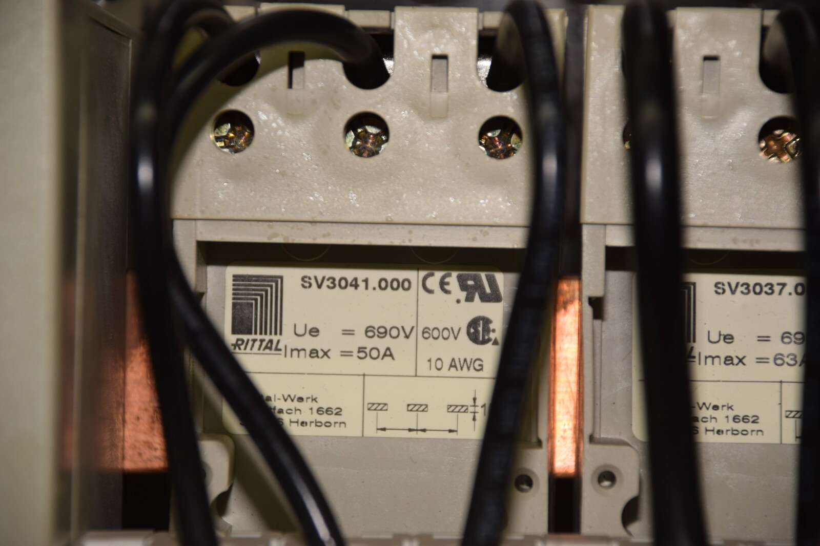 RITTAL RILINE BUSBAR SYSTEM 1662 35726 SV3041.000 WITH BREAKERS 20A 50A ...