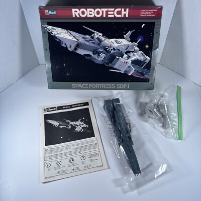 Revell Robotech SPACE FORTRESS SDF 1 Model Kit No. 1144 As Is Partial ...