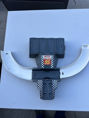 Disney Pixar Cars Rusteze Racing Center Team 95 Motorized Lightning ...