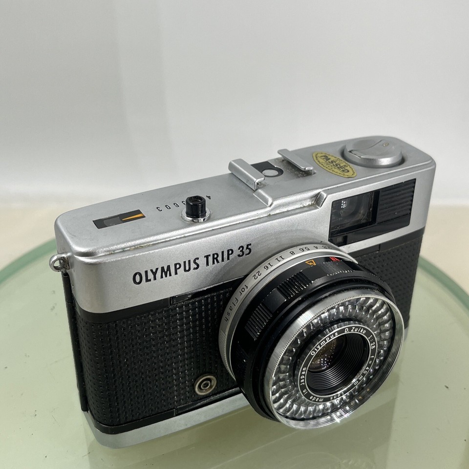 Olympus Trip 35 35mm Viewfinder Camera, with Olympus 40mm f/2.8 Lens ...