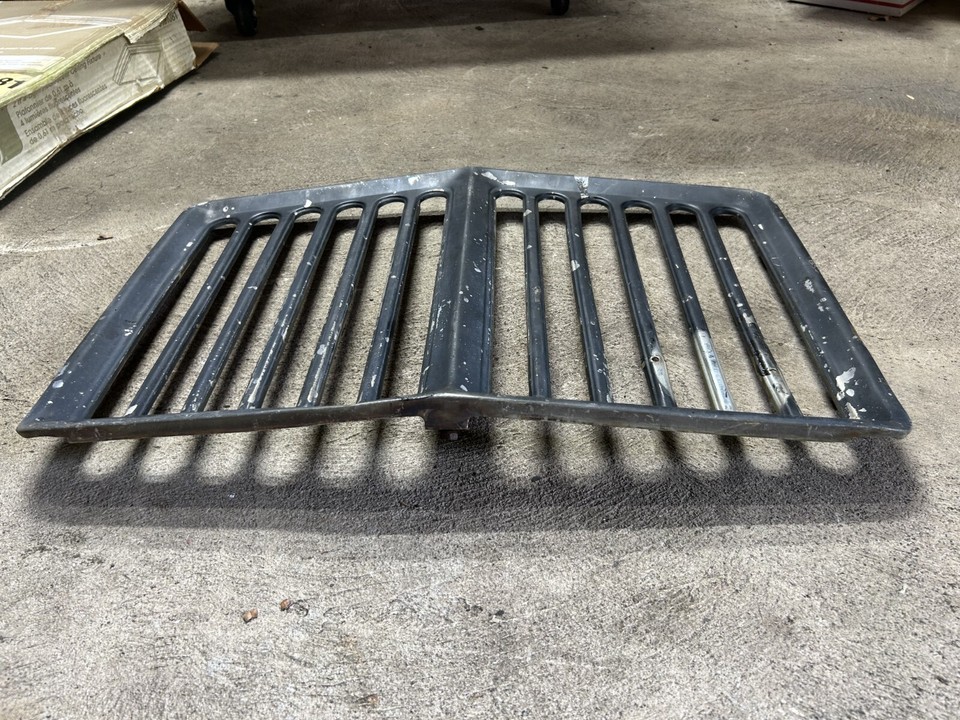 62-66 Jeep RHINO Grille GRILL Gladiator FSJ Wagoneer Cherokee J10 J20 ...