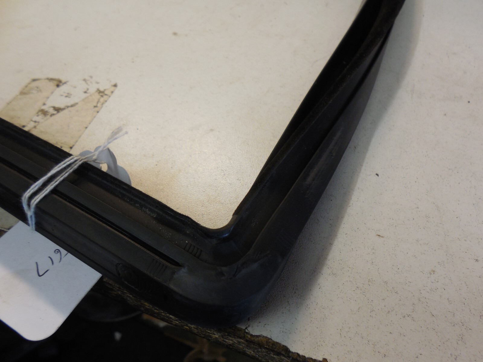 03-06 Mercedes W211 E55 AMG Rear Right Inner Door Window Track Guide ...