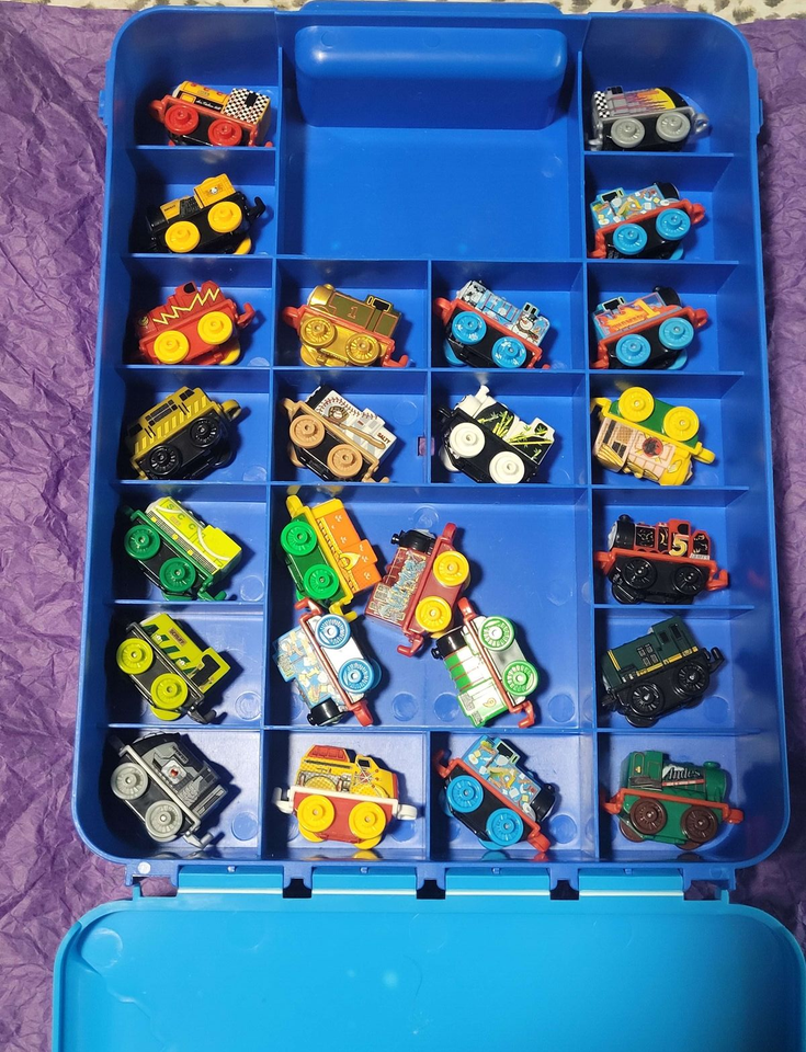 Lot of 24 Thomas the Tank Engine Trains Car Minis 2" Thomas & Friends ...