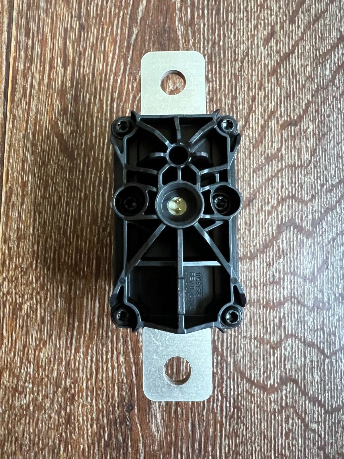 Tesla Model 3/Y High Voltage Battery Disconnect Pyro Fuse 1064689-00-J ...