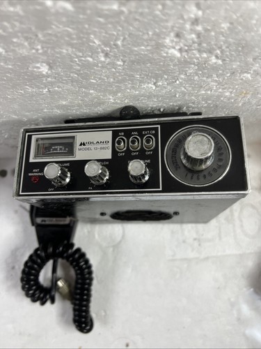 Vintage Midland 23-channel CB Radio Model 13 - 882C Black And Chrome W ...