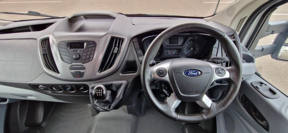 2018 FORD 2.0 ROLLER TEAM ZEFIRO 675 MOTORHOME 6 BERTH 6 BELT 3500kg 13K MILES | eBay UK