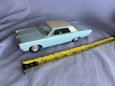 1964 Pontiac Grand Prix 1/25th Scale AMT Plastic Promo Model Friction ...
