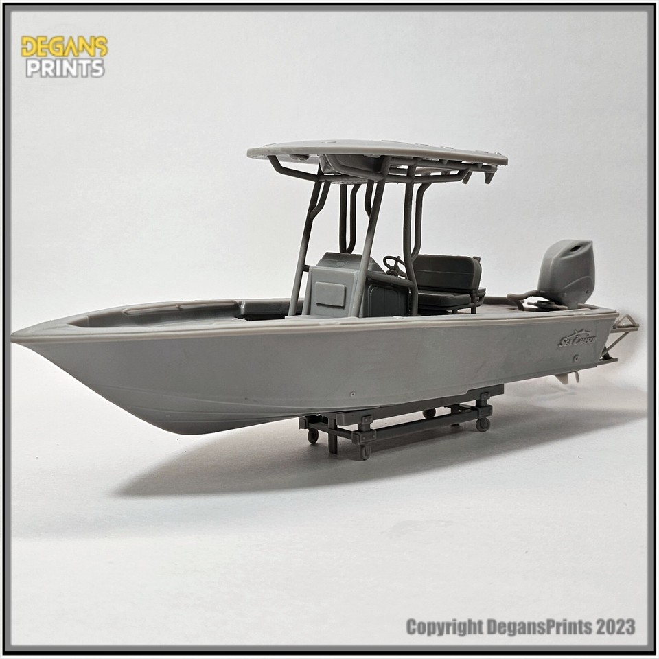 SeaChaser 23LX Center Console Boat Model kit 1-24 scale display fishing ...