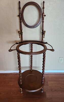 1800-1899 - Antique Wash Stands