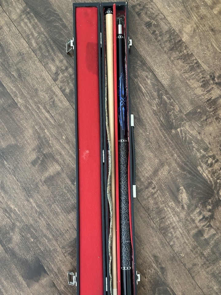 GW Collection Pool Cue With Case | eBay
