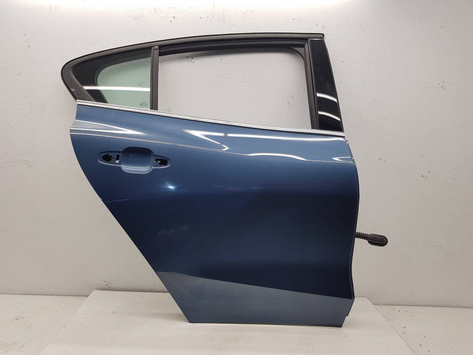 2021 FORD FOCUS MK4 C519 5DR HATCH REAR RIGHT DRIVER DOOR IN BLUE ...
