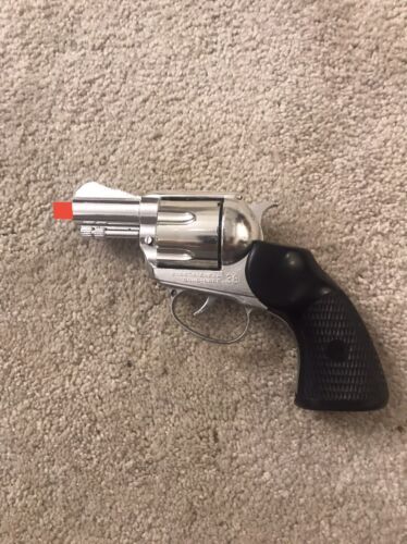Vintage 1950's Mattel Inc Hard Plastic Revolver Move In Revolver | eBay