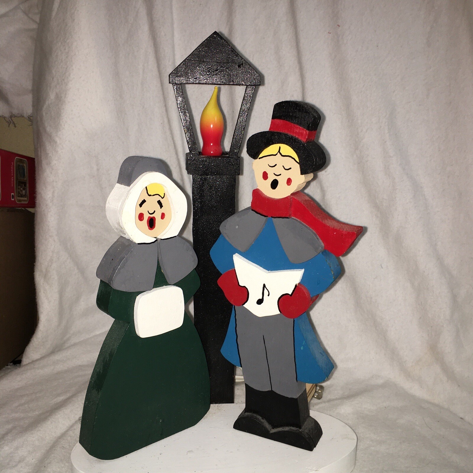 Vintage Christmas Carolers Wooden Handmade Hand painted Lighted 3 Bulbs ...