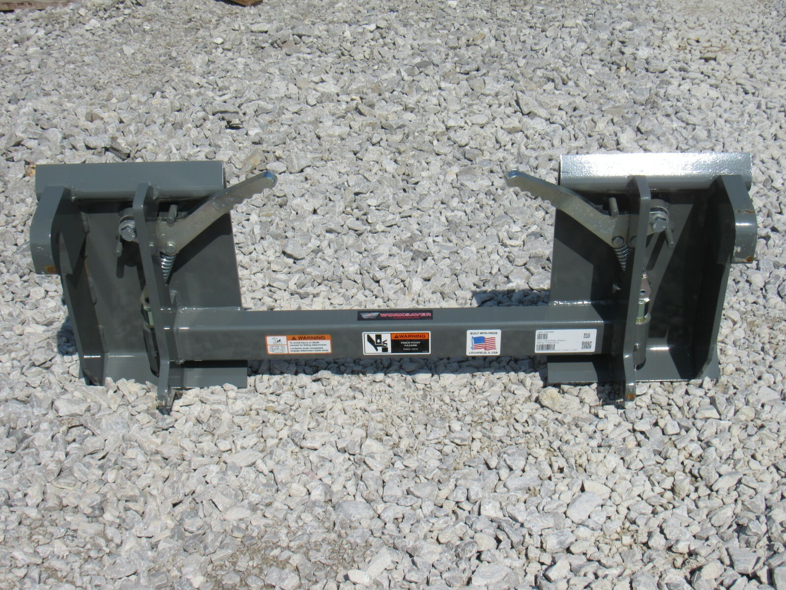 Global Euro Quickie Tractor Loader to Skid Steer Quick Attach Adapter ...