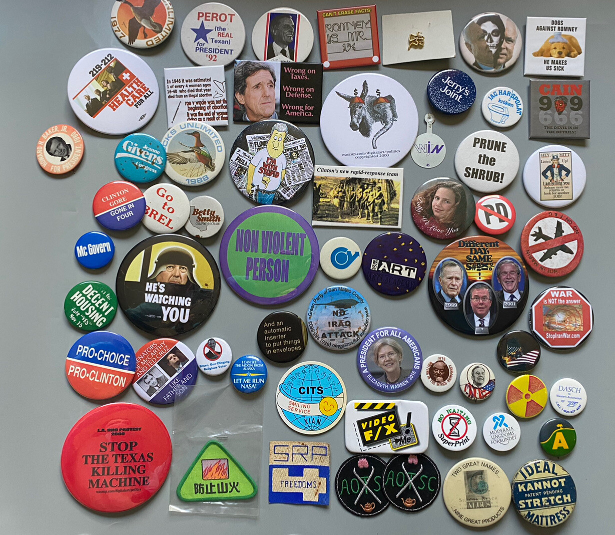 LOT of 60 MIXED buttons pins patches political advertising assorted ...