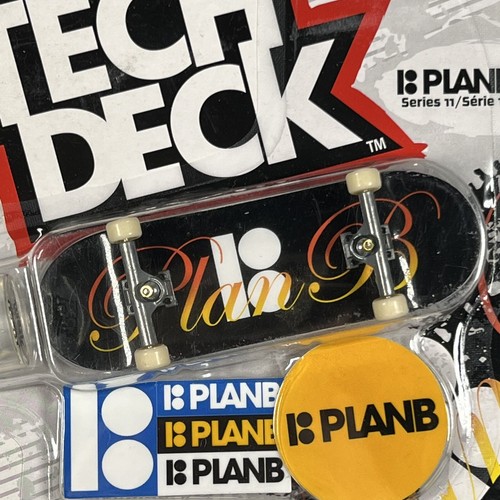 Tech Deck Plan B Skateboards Fingerboard with Purple 32mm Trucks | eBay