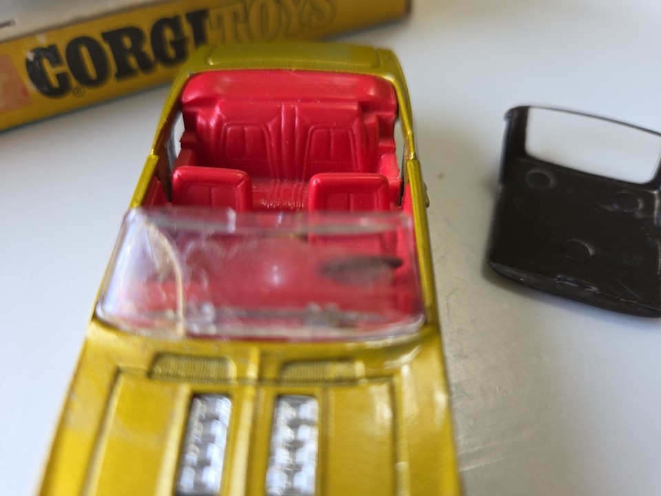 1968 Chevy SS 350 Camaro Corgi Car & Box Window Crack Doors Open Wheels ...