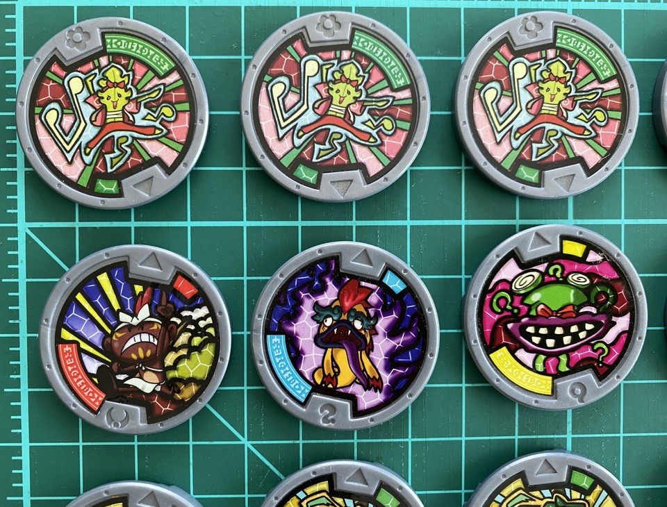 29 YoKai Watch Medals Gray Silver Hasbro Yo-Kai 2 Holos Lot Series 1 | eBay