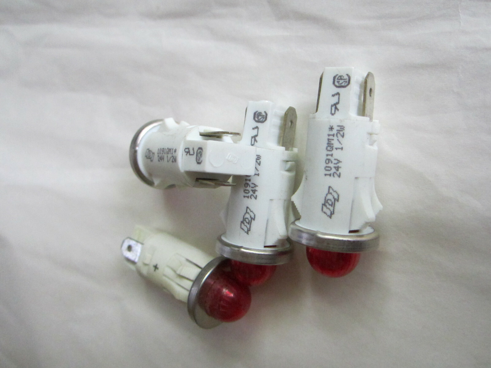 CHICAGO MINIATURE 1091QM1 PANEL MOUNT RED INDICATOR LIGHTS 24 V LOT OF ...