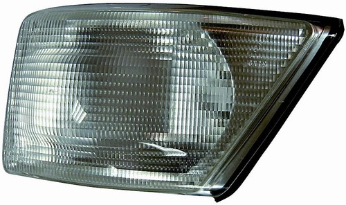 Audi 100, Bj. 90/91: Grüne Blinker-Pfeile Spinnen – JCDAT