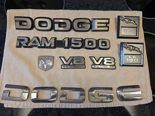 Various DODGE EMBLEMS V8 5.2L LE150 530 Ram 1500 MOPAR Dakota ...