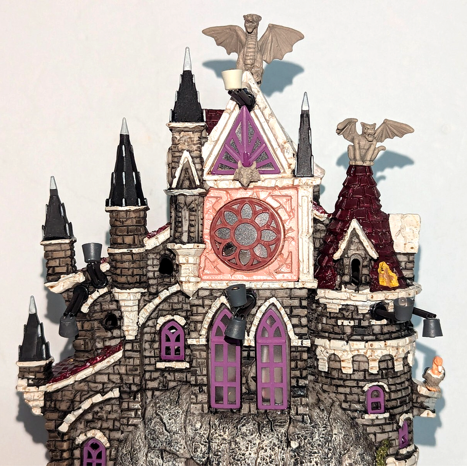 Lemax Spooky Town Cursed Ruins Halloween Village Collectible Fog Skulls 45217 | eBay