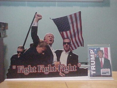 Donald Trump "FIGHT FIGHT FIGHT" Plastic Figure Hand Cut Display | eBay