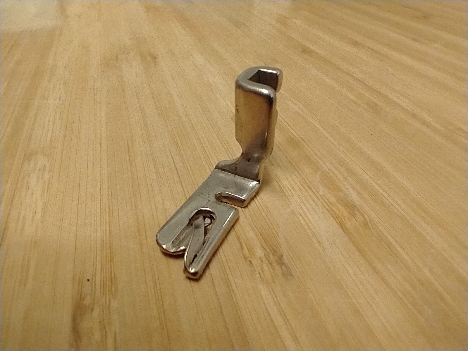 Singer Simanco Genuine 120855 Narrow Hemmer Presser Foot Part For ...