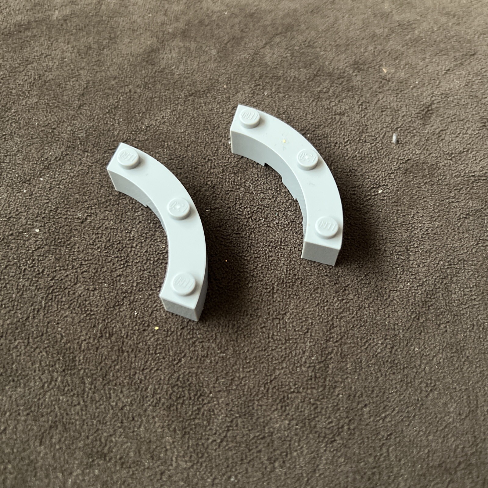 LEGO Parts Brick Round Corner 4x4 Macaroni w/ 3 Studs 48092 Grey [2 ...