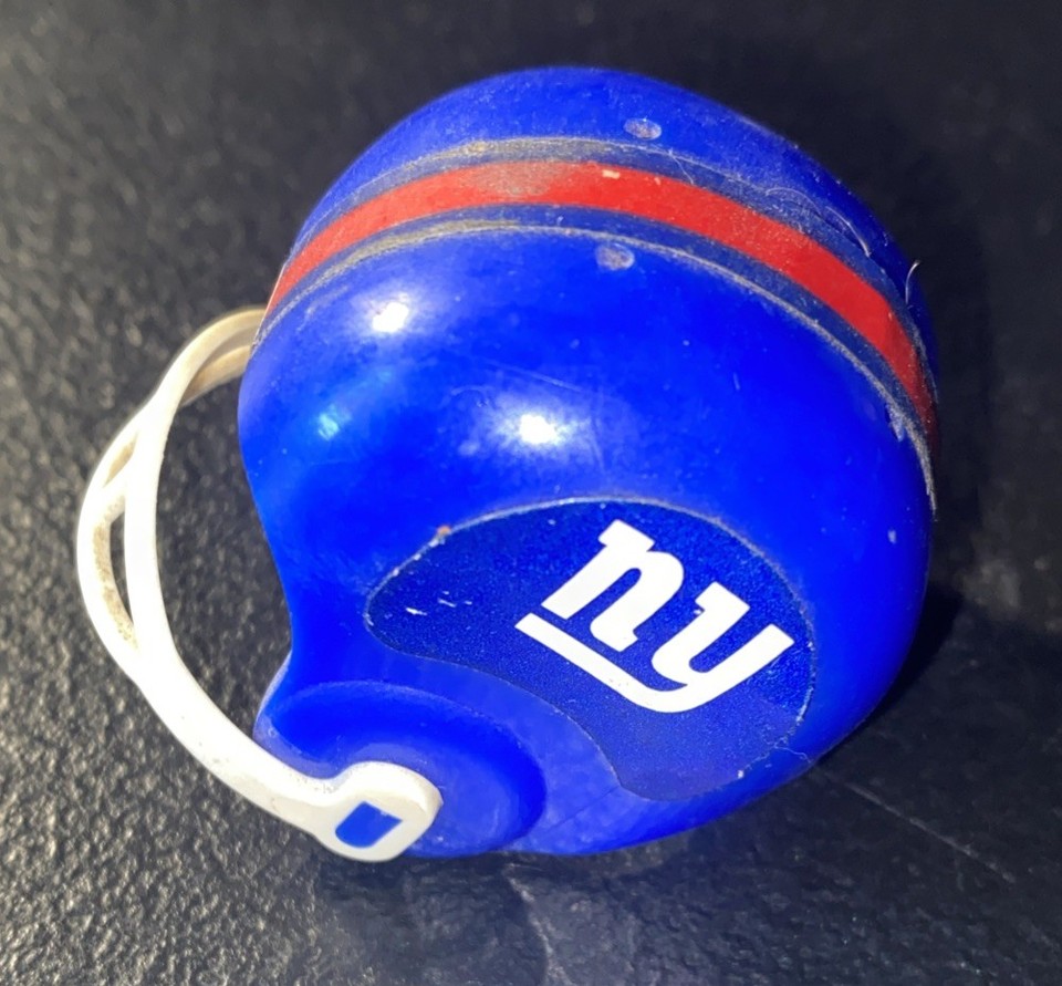 1960-70s New York Giants NFL/AFL Mini Gumball Football Helmet Vintage ...