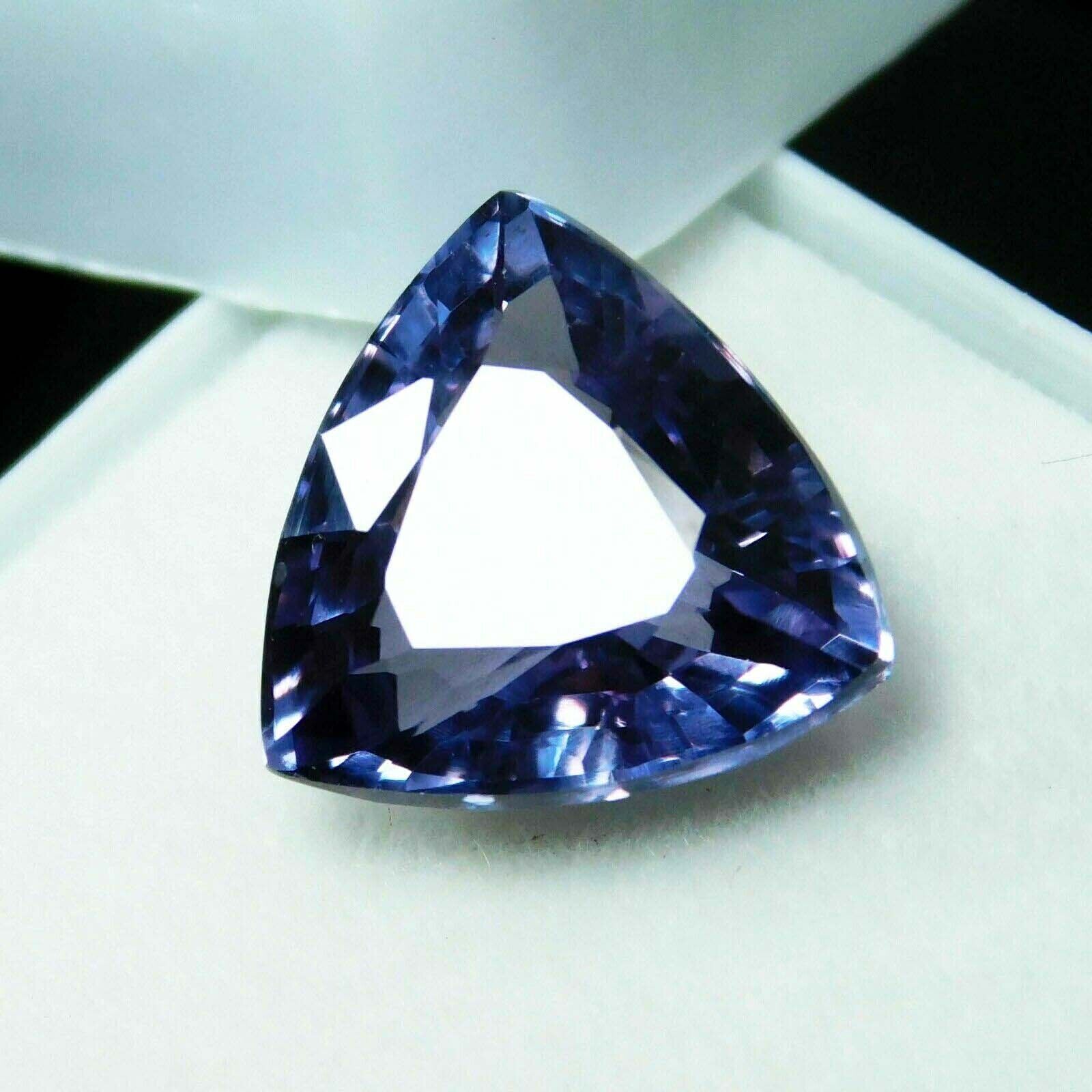 7 To 9 Carat Natural Alexandrite Color Change Trillion Cut Certified ...