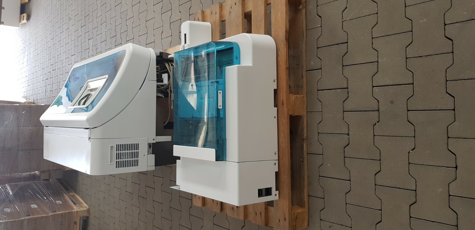 Roche cobas E411 rack Immunology analyser Refurbished calibrated ...