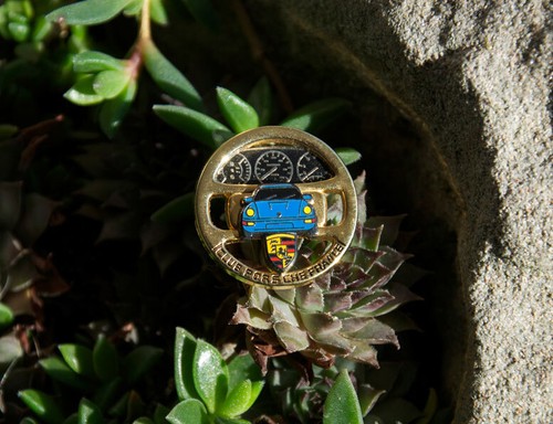 VINTAGE ENAMEL AUTOMOBILE CAR PIN / BUTTON # PORSCHE CLUB DE FRANCE | eBay