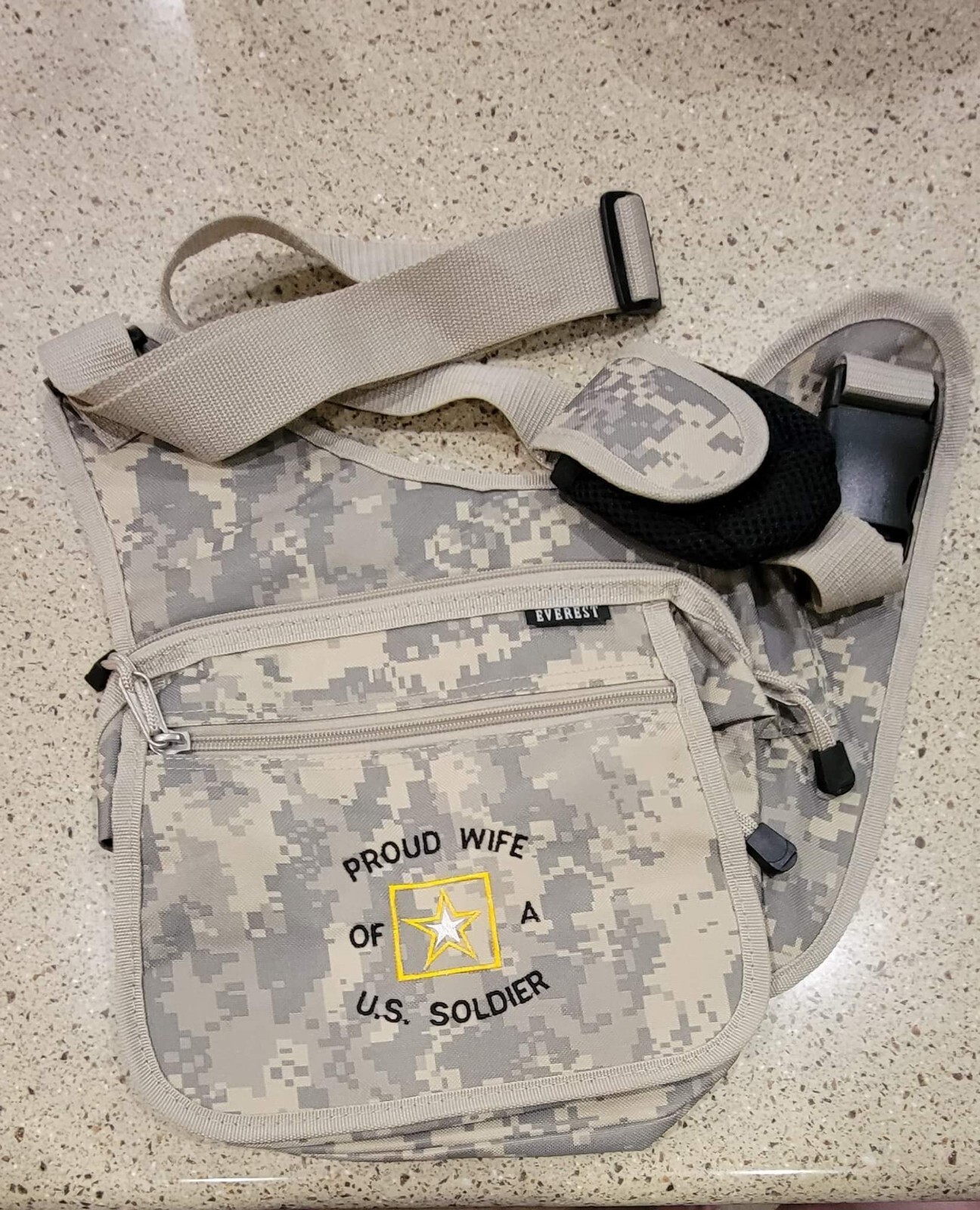 Everest Army Wife Camo Crossbody Purse US Army - Gem