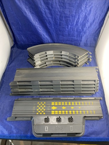 AURORA AFX TRACK LOT SLOTLESS Ultra 5 Speed Steer Straight, Curves ...