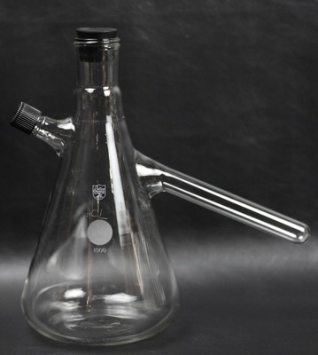Lab Glassware - Flask W Side Arm