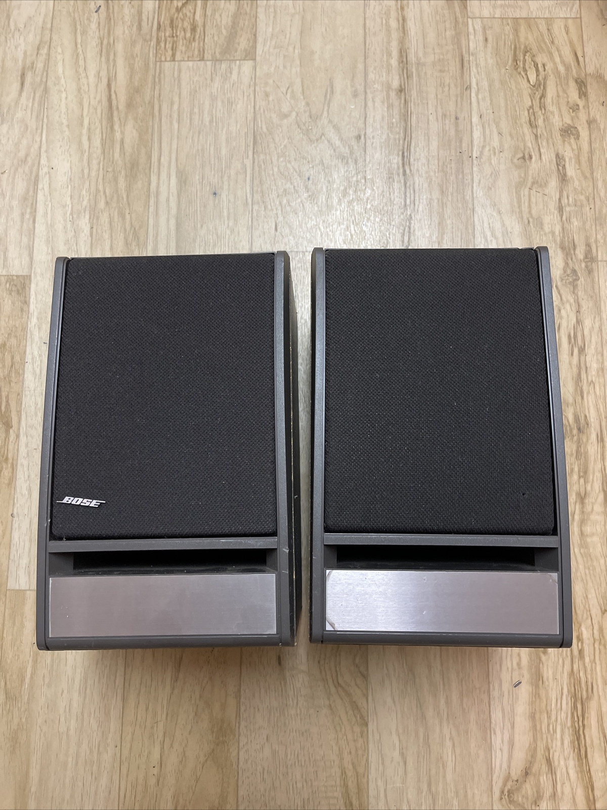 Bose Model 141 Set of 2 Bookshelf 40 Watt Gray Black Pair Speakers ...