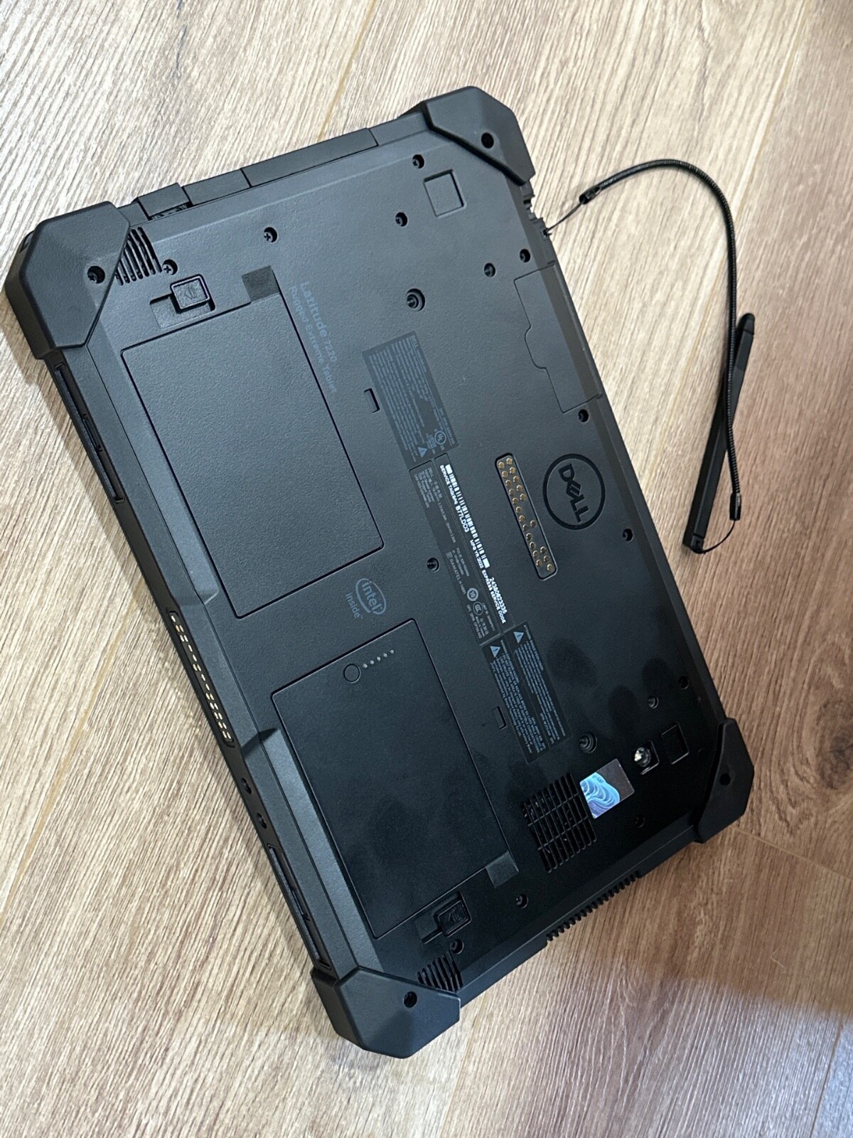 Dell 7220 Rugged Extreme Tablet - i3 processor, 8gb RAM, 128gb hard ...