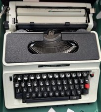 Silver Reed Typewriters - Typewriters.co.uk