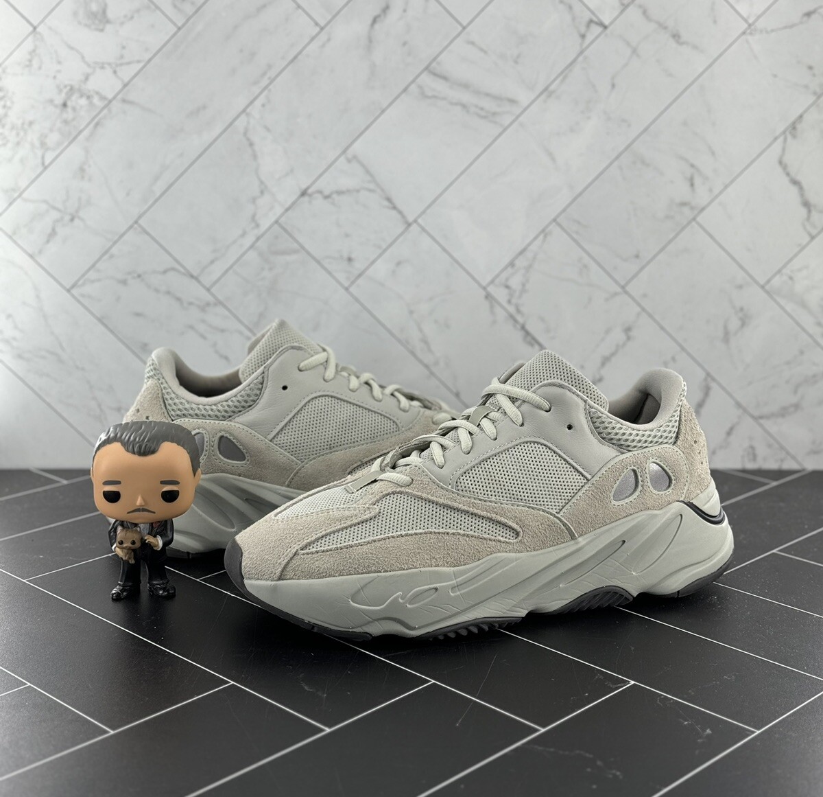 adidas Yeezy Boost 700 Salt Size 10.5 EG7487 Triple Grey Black OG Low ...