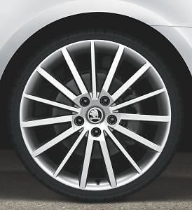 Skoda Octavia Estate (A7) Single 18" Alloy Wheel - Turini in White ...