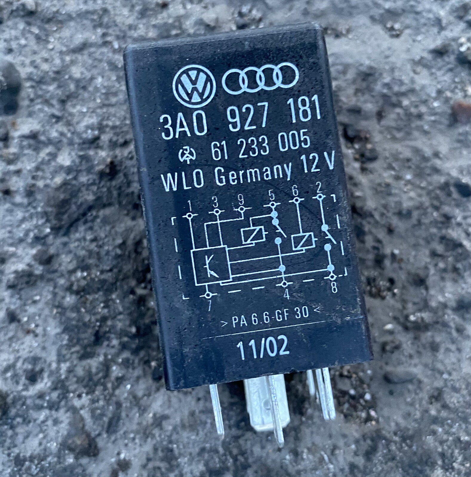 M100 Genuine VW AUDI Relay Control Module Unit 3A0927181 / 61233005 OEM ...