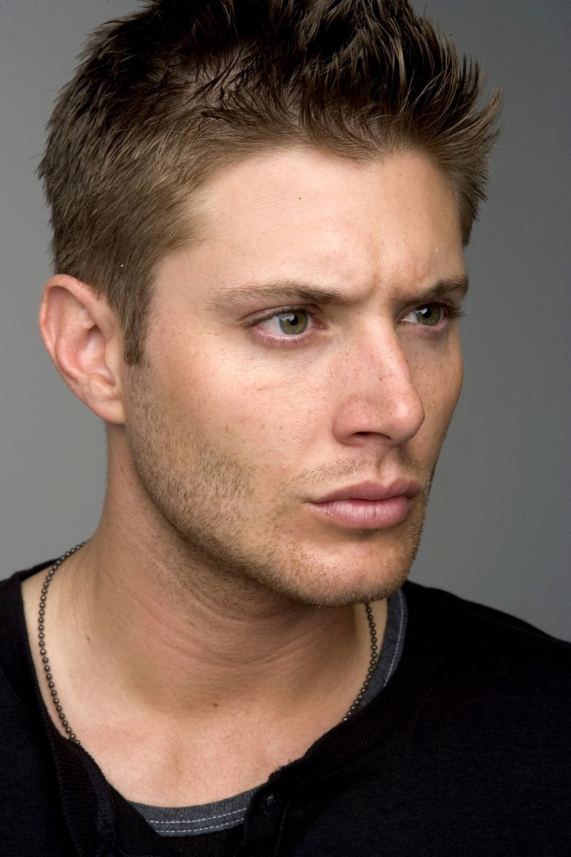 Jensen Ackles Eyes Close Up