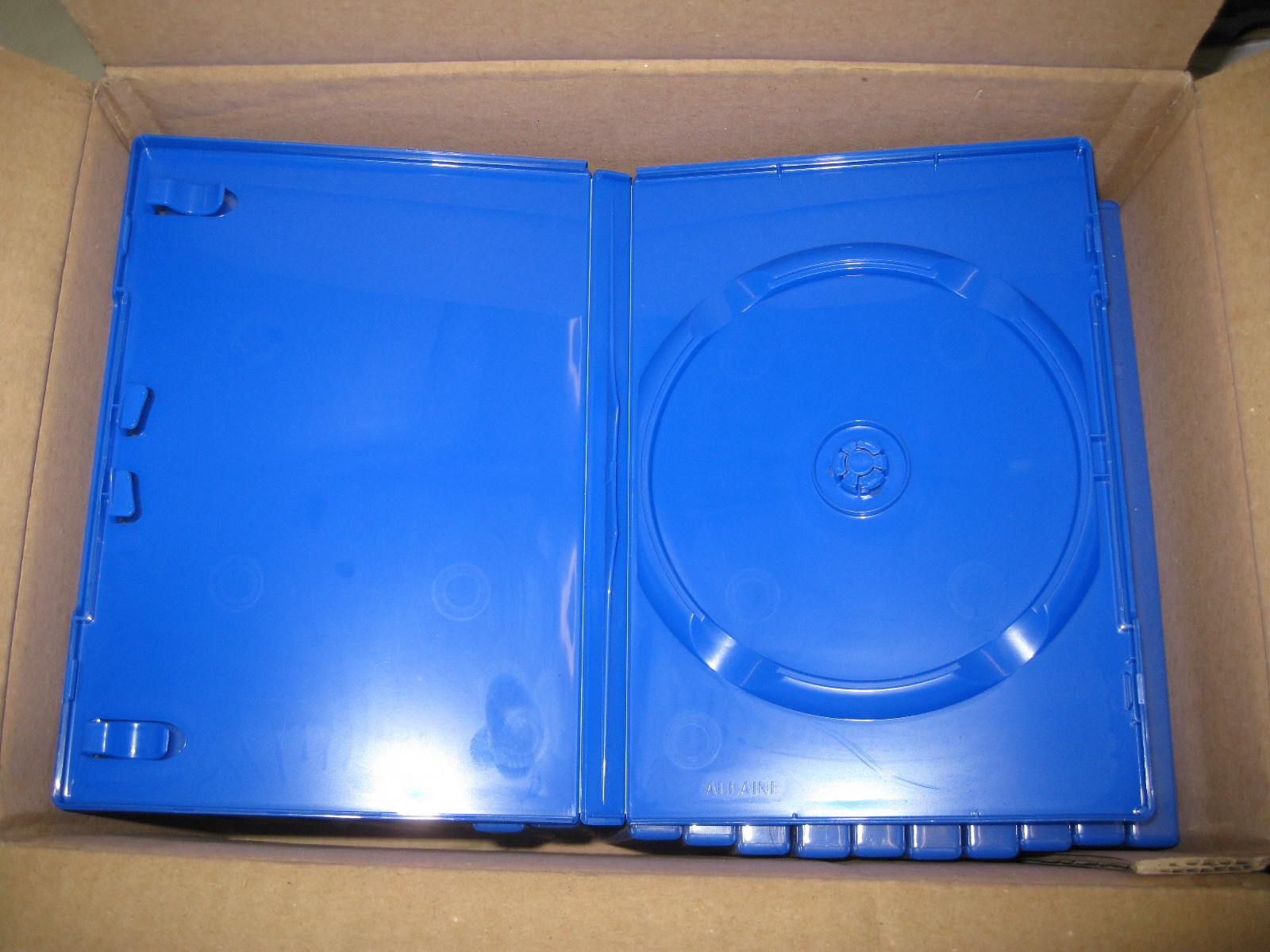 BOX OF 10 CD/DVD/GAME CASES - NEW blue/clear/black | eBay UK