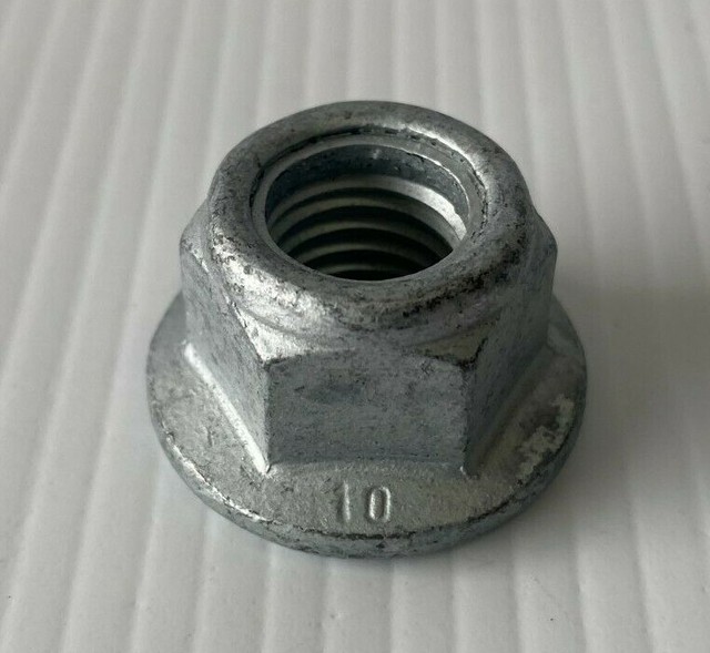 Land Rover Range Sport Evoque FREELANDER 2 Front Wishbone Nut Genuine ...