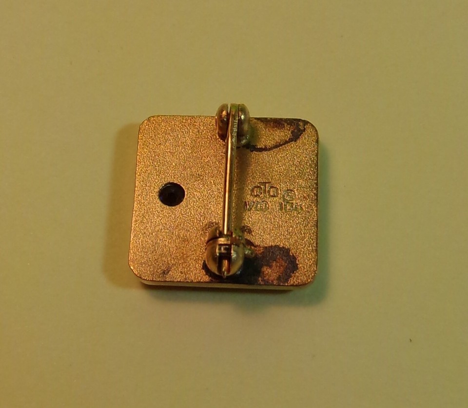 COLLECTABLE VINTAGE CTO SERVICE PIN WITH BLUE STONE 1/10 10k GOLD ...