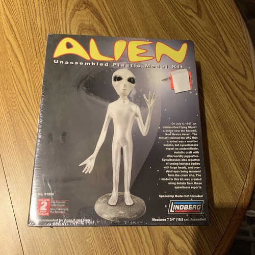 ALIEN Plastic Model Kit 2006 Close Encounters Roswell UFO No. 91004 new ...