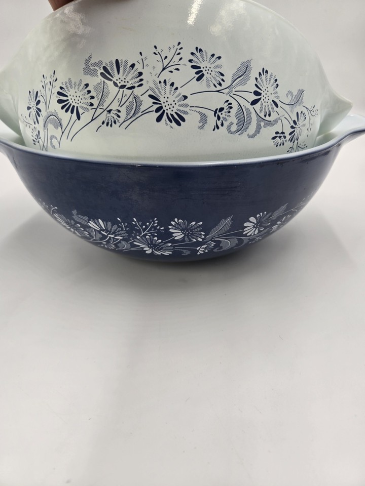 PYREX CORNFLOWER NESTING CASSEROLE BOWLS 2 | eBay