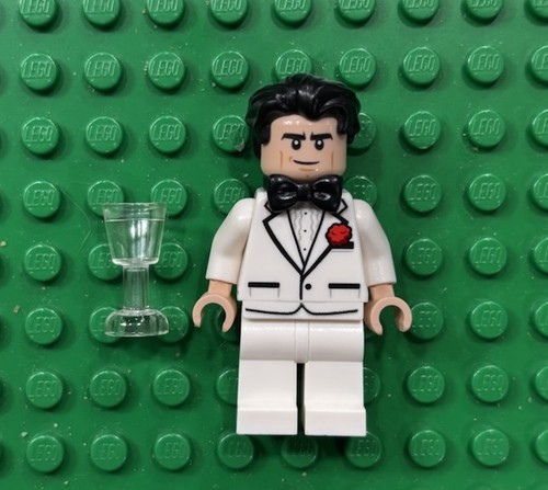 LEGO Bruce Wayne Minifigure White Tuxedo sh0308 70909 Batman Rare HTF ...