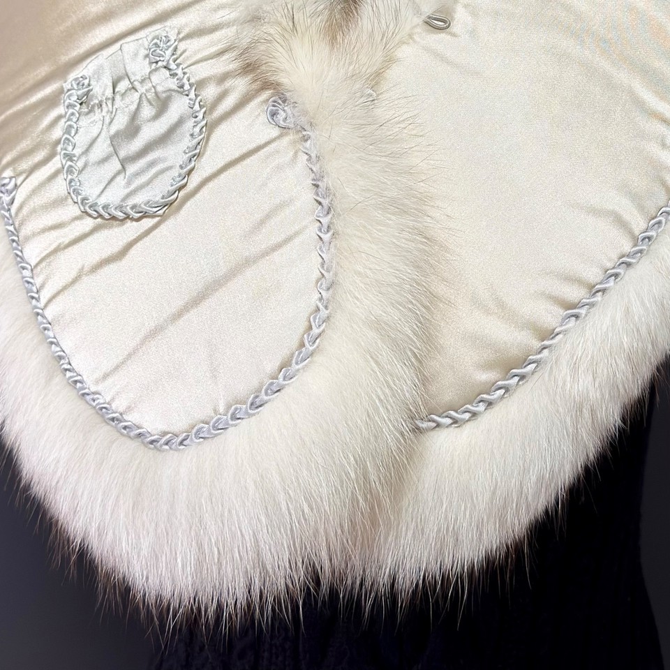 SAGA FOX Blue Fox Real Fur Shawl Wrap Stole Women Luxury Timeless ...